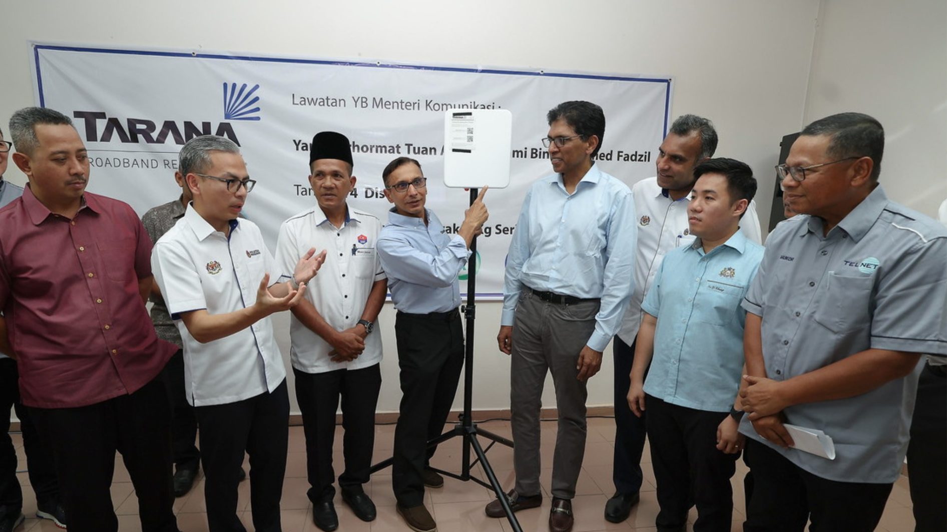 Kementerian Komunikasi Kaji Teknologi Internet Tanpa Wayar Di Kawasan Muka Bumi Sukar