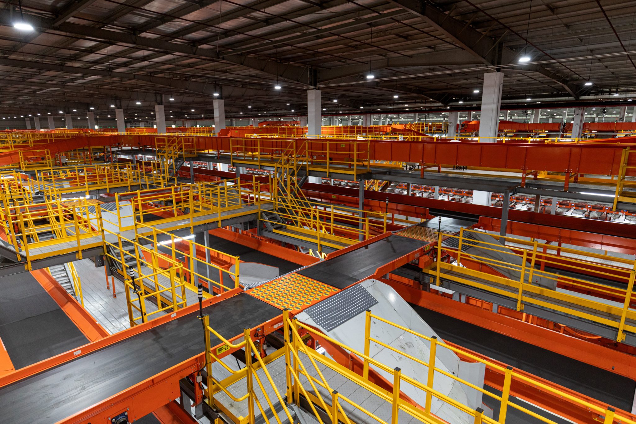 SPX Express Lancar Pusat Logistik Pintar Dengan Teknologi AI Dan IoT Di ...