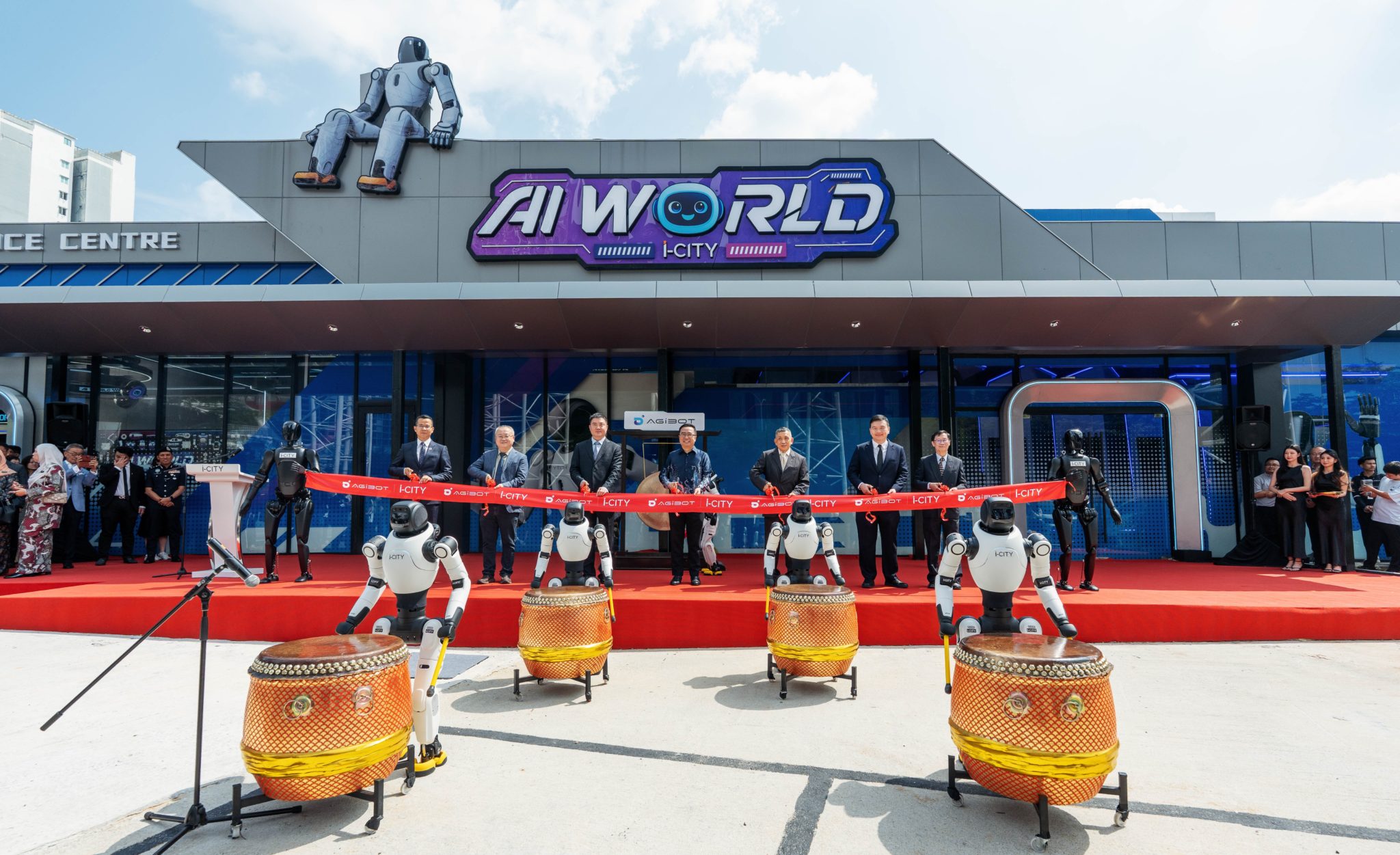 i-City Jadi Pusat Pengalaman Robotik AI AGIBOT Pertama Di Luar China