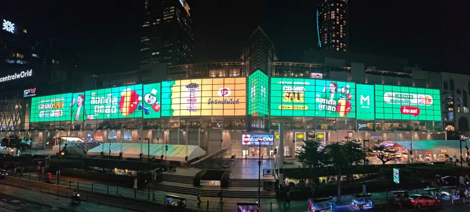 Skrin LED Lutsinar Dalaman Terbesar Asia Siap Dipasang Di Bangkok